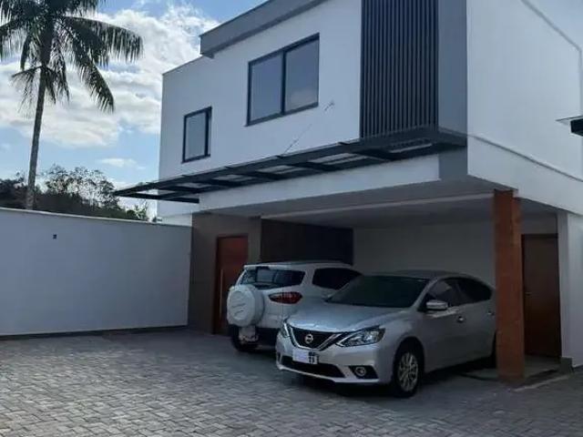 Casa / Sobrado para Venda em Juiz de Fora/MG Parque Jardim da Serra 3 Quartos