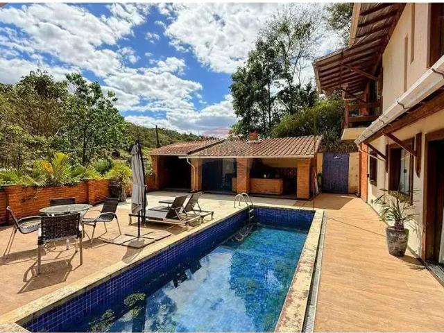 Casa / Sobrado para Venda em Juiz de Fora/MG Paula Lima 4 Quartos