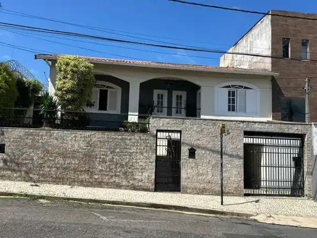 Casa / Sobrado para Venda em Juiz de Fora/MG Quintas das Avenidas 3 Quartos
