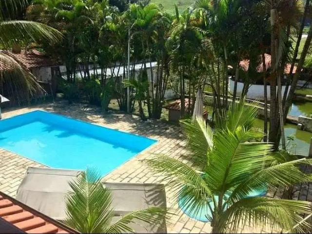 Casa / Sobrado para Venda em Juiz de Fora/MG Recanto dos Lagos 4 Quartos