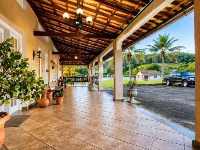 Casa / Sobrado para Venda em Juiz de Fora/MG Recanto dos Lagos 5 Quartos