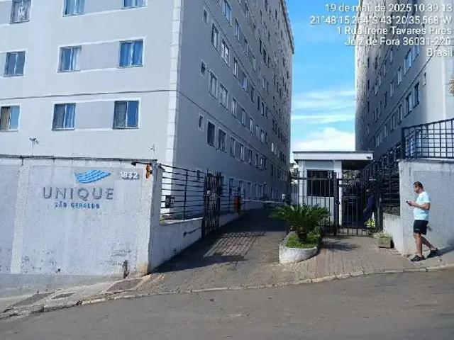 Casa / Sobrado para Venda em Juiz de Fora/MG São Geraldo 2 Quartos