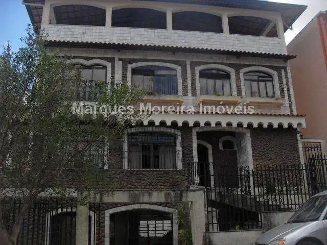 Casa / Sobrado para Venda em Juiz de Fora/MG São Mateus 4 Quartos