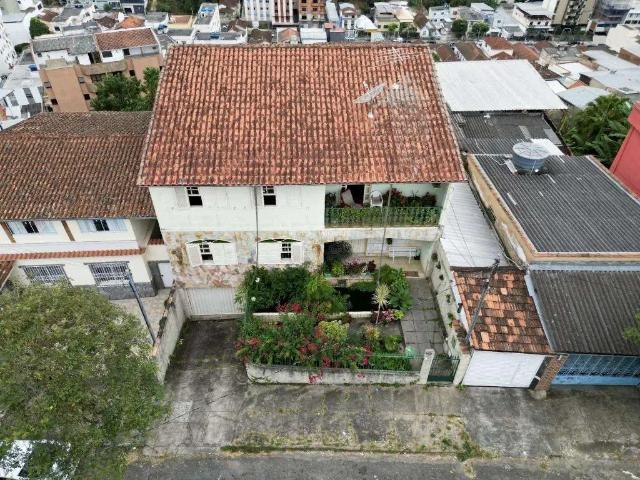 Casa / Sobrado para Venda em Juiz de Fora/MG São Mateus 8 Quartos