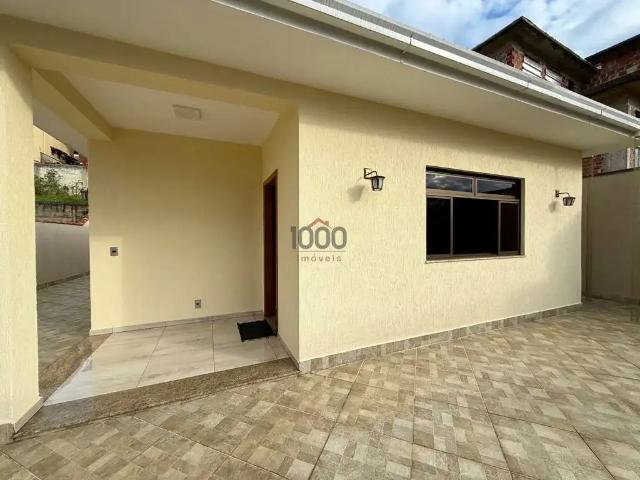 Casa / Sobrado para Venda em Juiz de Fora/MG São Pedro 3 Quartos