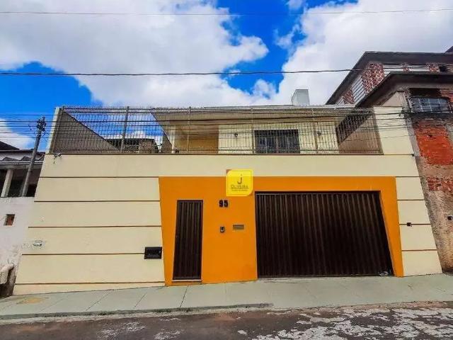 Casa / Sobrado para Venda em Juiz de Fora/MG São Pedro 3 Quartos