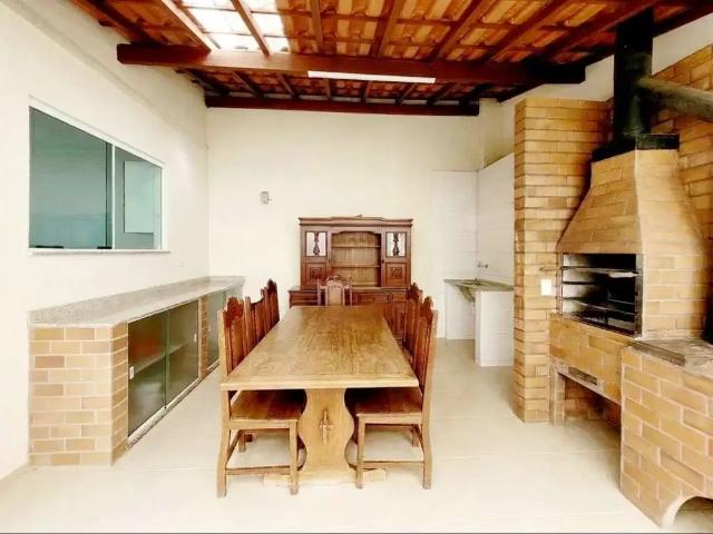 Casa / Sobrado para Venda em Juiz de Fora/MG São Pedro 3 Quartos