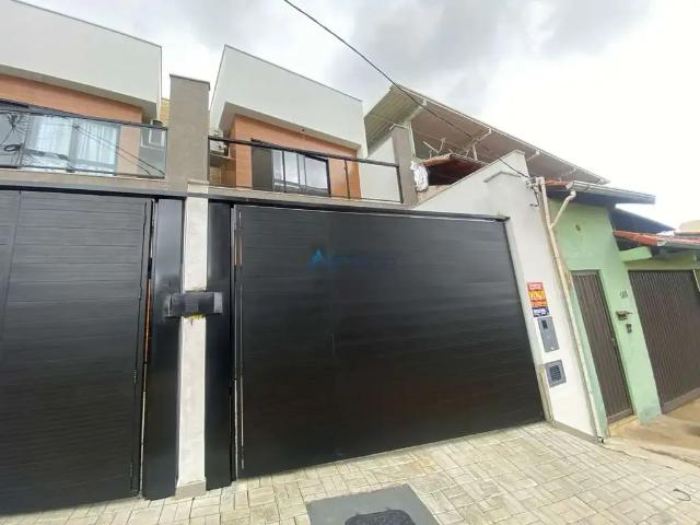 Casa / Sobrado para Venda em Juiz de Fora/MG São Pedro 3 Quartos