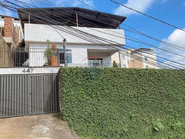 Casa / Sobrado para Venda em Juiz de Fora/MG São Pedro