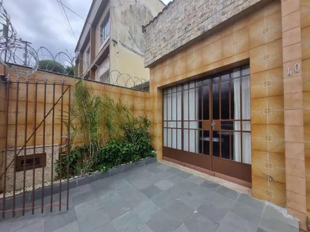 Casa / Sobrado para Venda em Juiz de Fora/MG Santa Teresa