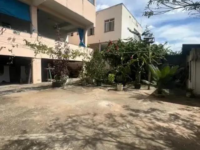 Casa / Sobrado para Venda em Juiz de Fora/MG Santa Terezinha 2 Quartos