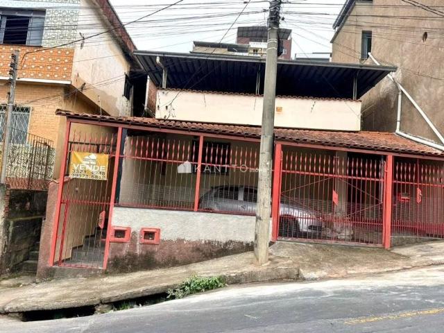 Casa / Sobrado para Venda em Juiz de Fora/MG Santa Cândida 4 Quartos