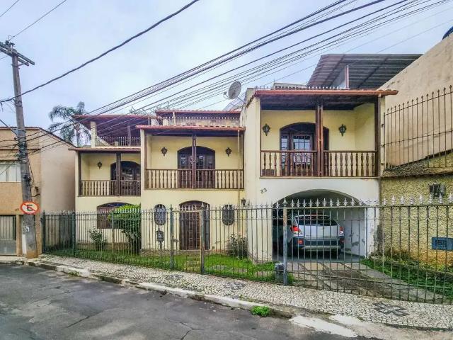 Casa / Sobrado para Venda em Juiz de Fora/MG Santa Cecília 3 Quartos