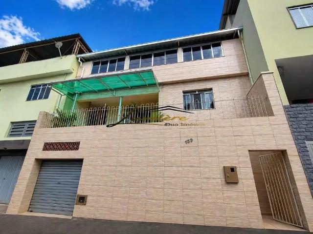 Casa / Sobrado para Venda em Juiz de Fora/MG Santa Cecília 4 Quartos