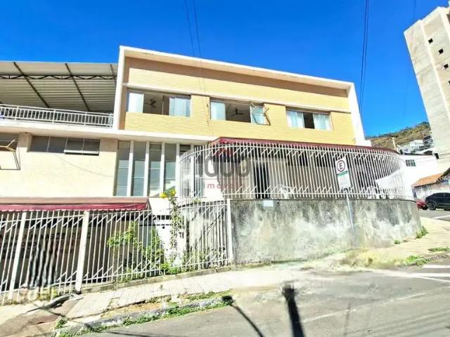 Casa / Sobrado para Venda em Juiz de Fora/MG Santa Helena 7 Quartos