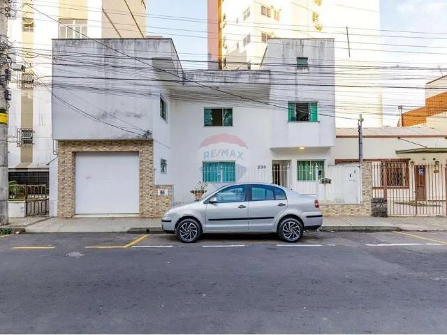 Casa / Sobrado para Venda em Juiz de Fora/MG Santa Helena 7 Quartos
