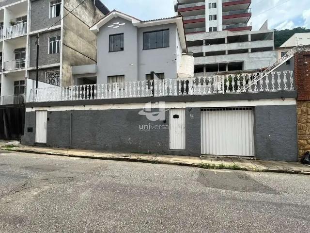 Casa / Sobrado para Venda em Juiz de Fora/MG Santa Helena 6 Quartos