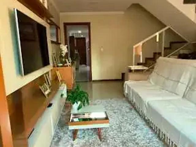 Casa / Sobrado para Venda em Juiz de Fora/MG Santa Isabel 3 Quartos
