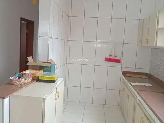 Casa / Sobrado para Venda em Juiz de Fora/MG Santa Luzia 4 Quartos