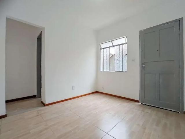 Casa / Sobrado para Venda em Juiz de Fora/MG Santa Luzia 2 Quartos