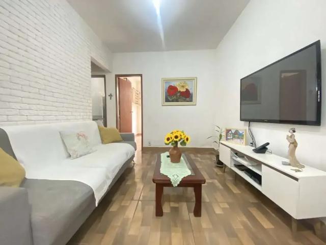 Casa / Sobrado para Venda em Juiz de Fora/MG Santa Luzia 3 Quartos