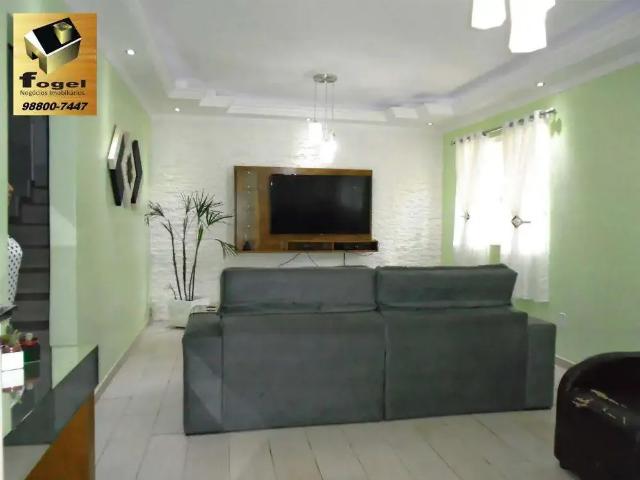 Casa / Sobrado para Venda em Juiz de Fora/MG Santa Maria 4 Quartos
