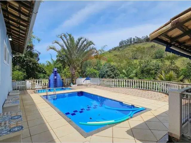 Casa / Sobrado para Venda em Juiz de Fora/MG Salvaterra 4 Quartos