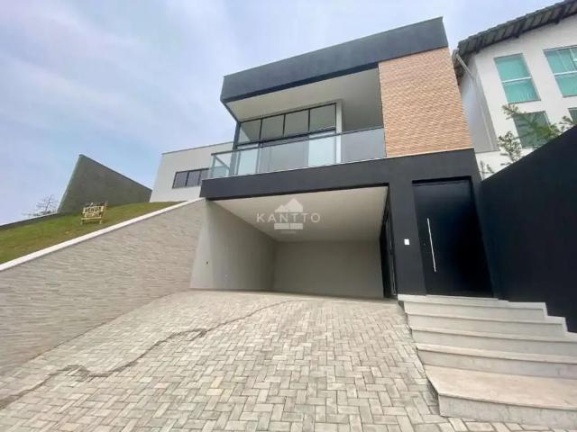 Casa / Sobrado para Venda em Juiz de Fora/MG Spina Ville II 4 Quartos