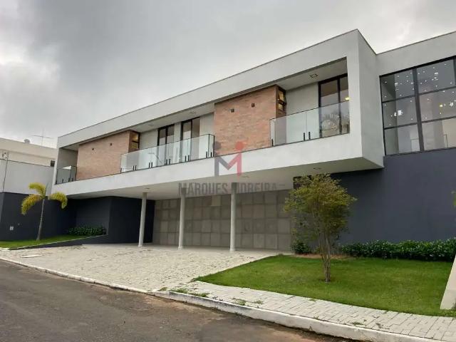 Casa / Sobrado para Venda em Juiz de Fora/MG Spina Ville II 4 Quartos