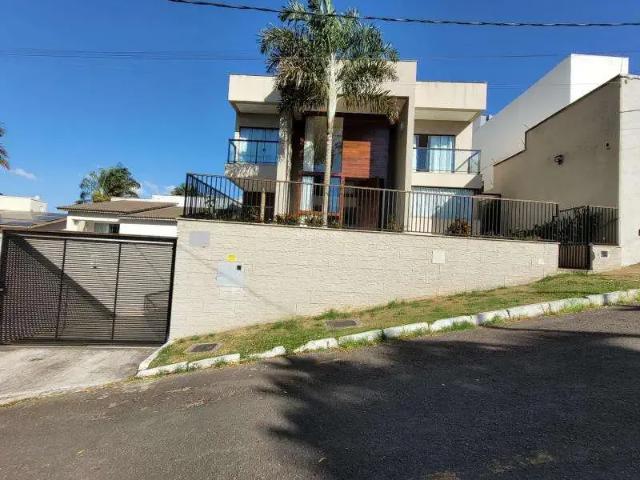 Casa / Sobrado para Venda em Juiz de Fora/MG Spina Ville II 4 Quartos