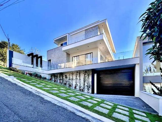 Casa / Sobrado para Venda em Juiz de Fora/MG Spina Ville II 3 Quartos