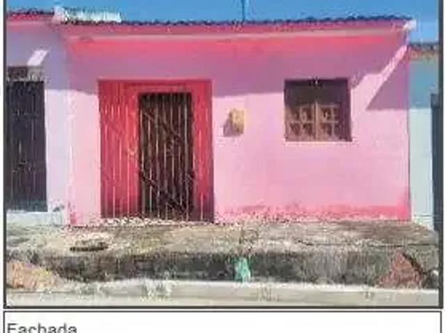 Casa / Sobrado para Venda em Jupi/PE Centro 2 Quartos