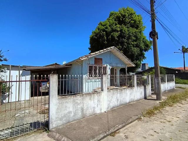 Casa / Sobrado para Venda em Laguna/SC Cabeçuda 4 Quartos