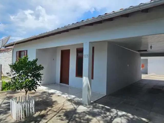 Casa / Sobrado para Venda em Laguna/SC Portinho 3 Quartos