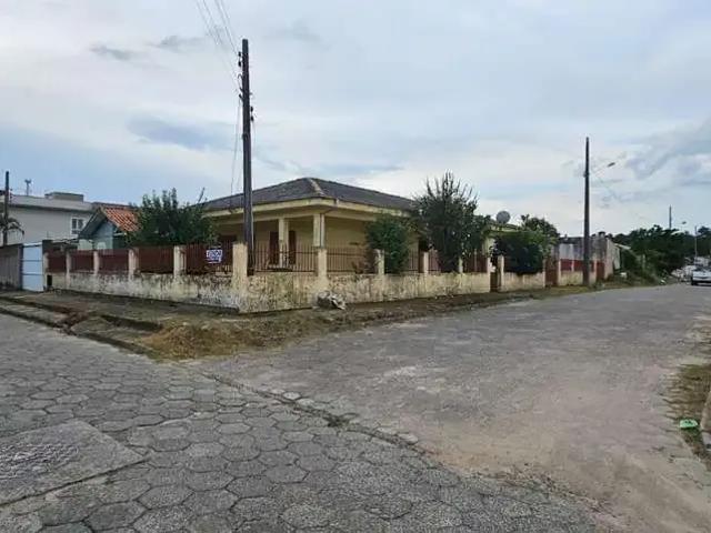 Casa / Sobrado para Venda em Laguna/SC Portinho 3 Quartos
