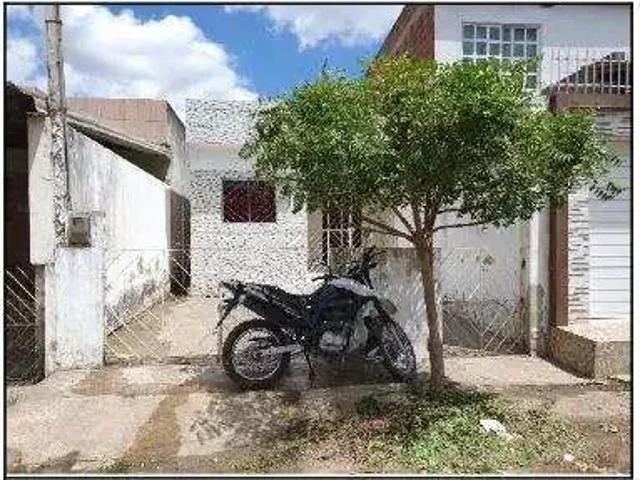 Casa / Sobrado para Venda em Lagoa do Carro/PE Centro 2 Quartos