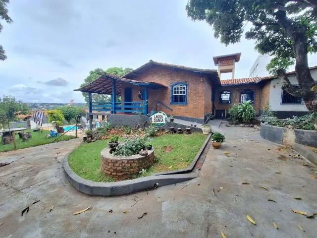 Casa / Sobrado para Venda em Lagoa Santa/MG Centro 4 Quartos