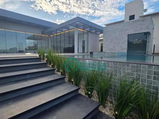 Casa / Sobrado para Venda em Lagoa Santa/MG Gran Royalle 4 Quartos