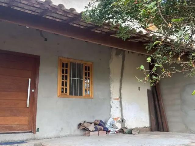 Casa / Sobrado para Venda em Lagoa Santa/MG Joá 4 Quartos