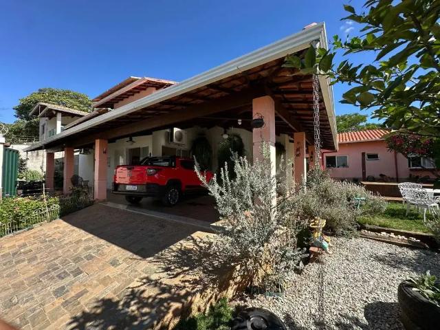 Casa / Sobrado para Venda em Lagoa Santa/MG Joá 5 Quartos