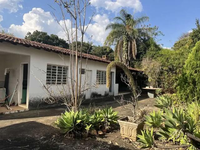 Casa / Sobrado para Venda em Lagoa Santa/MG Várzea 4 Quartos