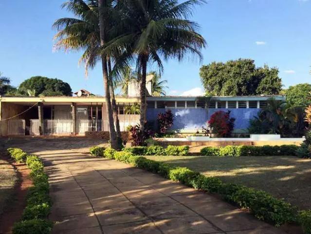 Casa / Sobrado para Venda em Lagoa Santa/MG Várzea 4 Quartos