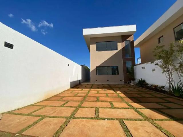 Casa / Sobrado para Venda em Lagoa Santa/MG Várzea 3 Quartos