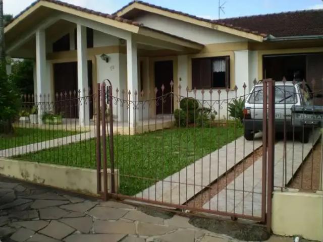Casa / Sobrado para Venda em Lajeado/RS Hidráulica 3 Quartos