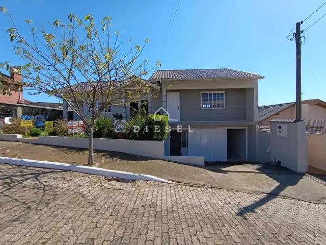 Casa / Sobrado para Venda em Lajeado/RS Moinhos 3 Quartos