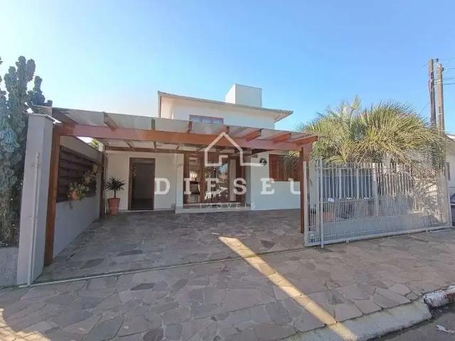Casa / Sobrado para Venda em Lajeado/RS Montanha 4 Quartos
