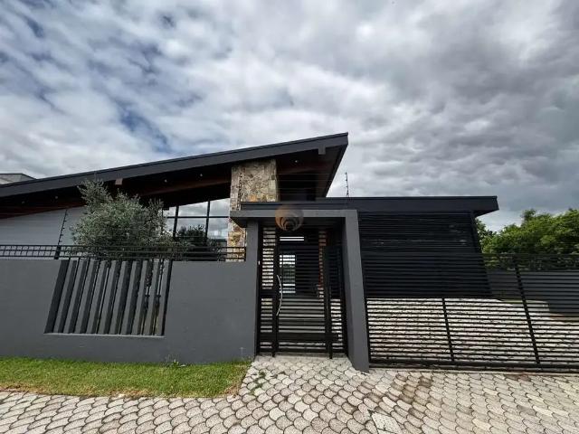 Casa / Sobrado para Venda em Lajeado/RS Universitário 3 Quartos