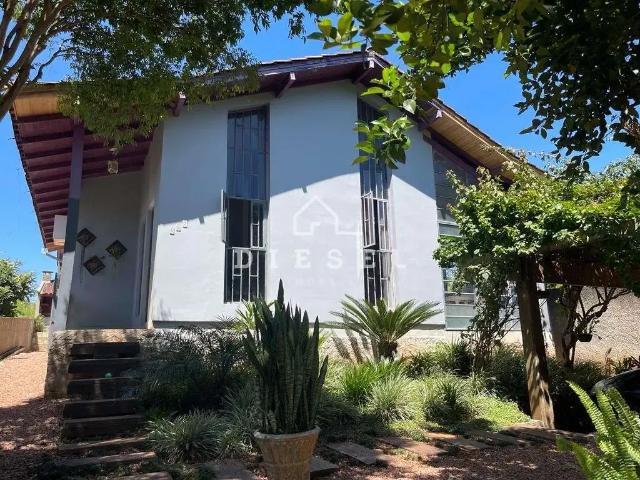 Casa / Sobrado para Venda em Lajeado/RS Universitário 3 Quartos