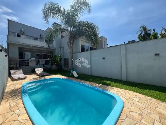 Casa / Sobrado para Venda em Lajeado/RS Universitário 3 Quartos