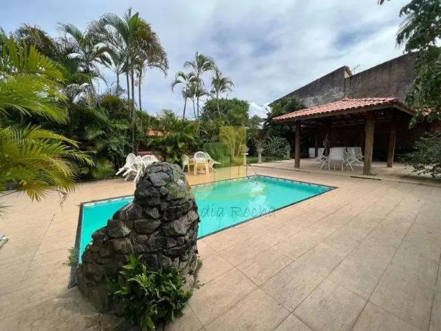 Casa / Sobrado para Venda em Lauro de Freitas/BA Centro 7 Quartos